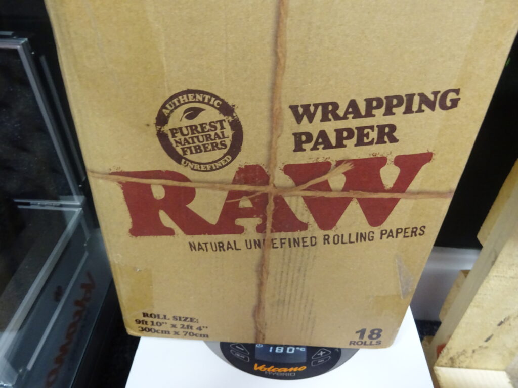 Raw Gift Wrapping Paper – Blaze Headshop